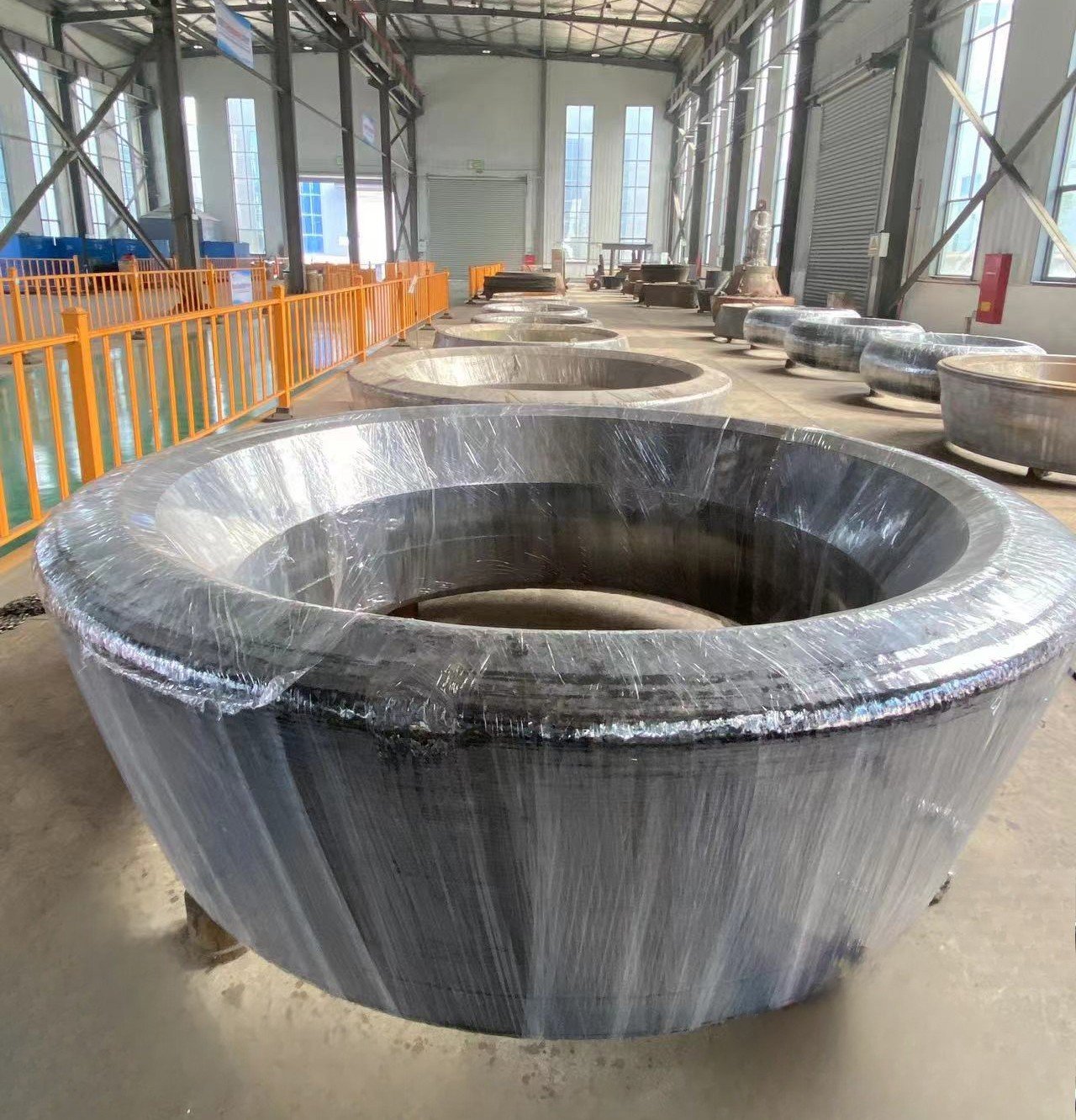 Grinding Roller Surface Welding Sleeve Tire Liner Vertical Roller Mill ...