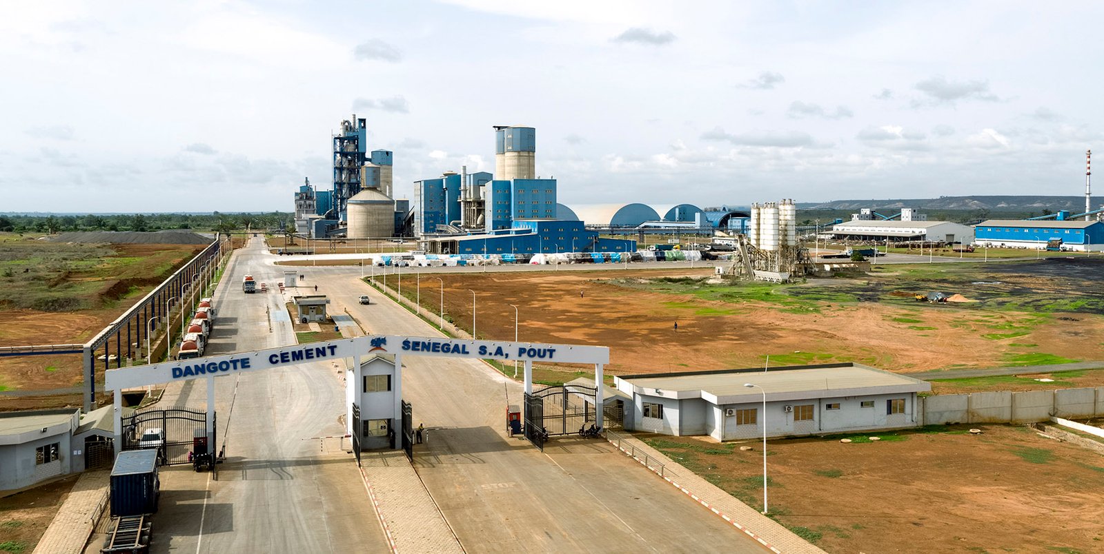 Groupe Dangote, la plus grande entreprise de ciment d'Afrique subsaharienne - CEMENTL