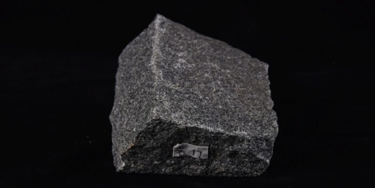 What Is Gabbro and How to Crush It for Construction Uses? - CEMENTL
