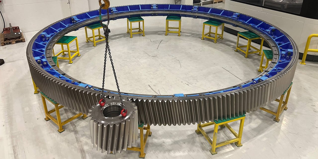 Ball Mill Girth Gear, Crown Gear, Pinion, and Ring Gear For Rotary Kiln ...